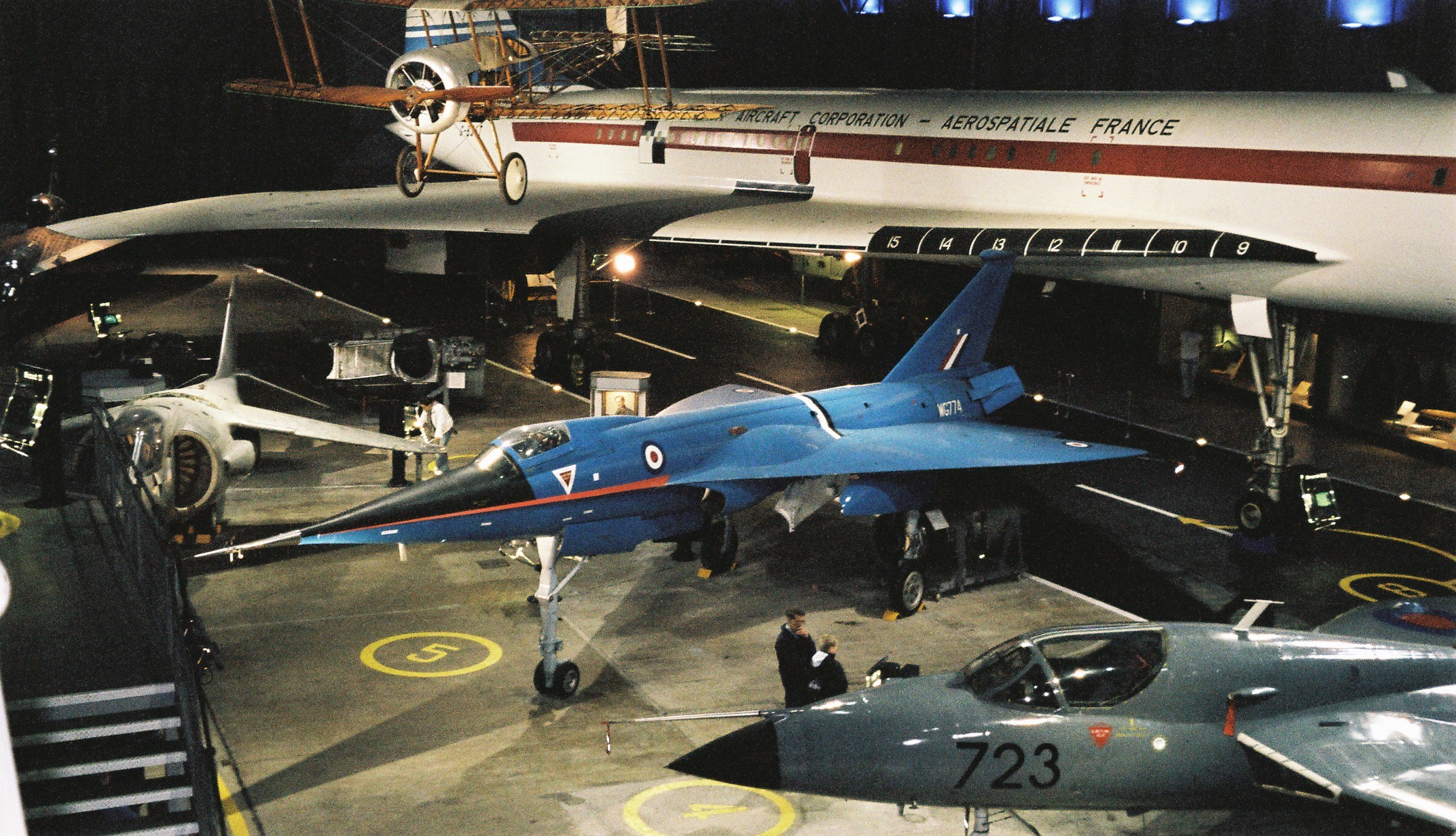 The Cosford Photo Shoot – Some Bristol Cars and a Bristol Aircraft ...