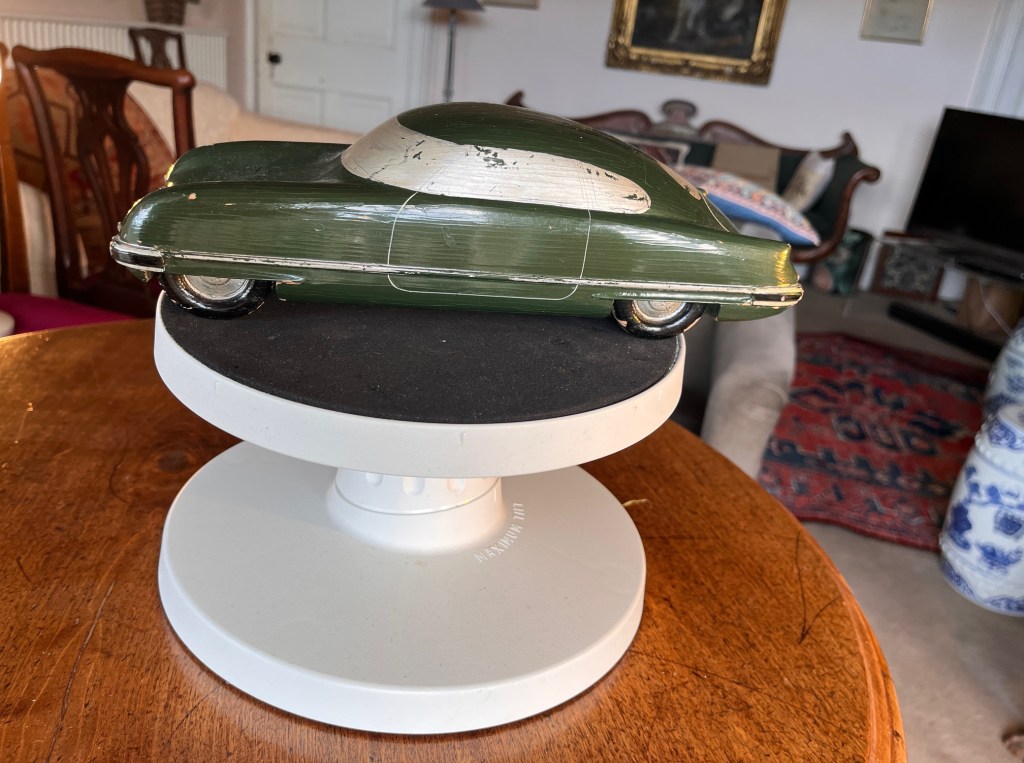 Bristol 401 streamliner model – Bristol Owners Heritage Trust